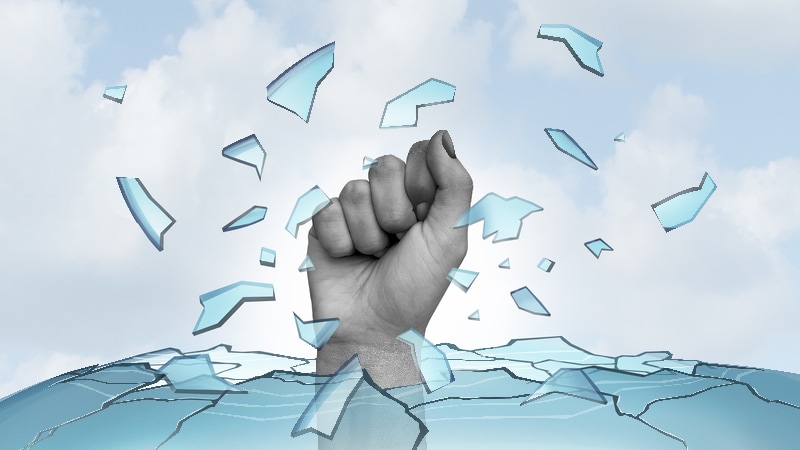 Mujeres rompiendo techos de cristal de la medicina en México - Page 4