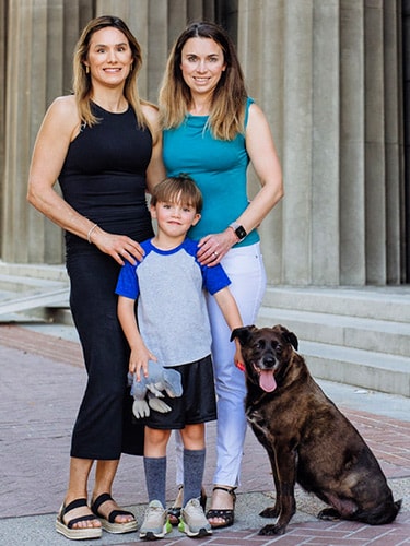 Un aneurisma convierte a una pareja de doctoras en médico-paciente
