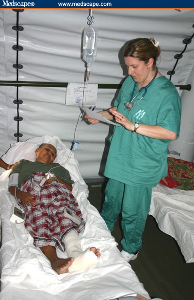 Healthcare After the Tsunami: From the Front Lines in Banda Aceh - Page 2