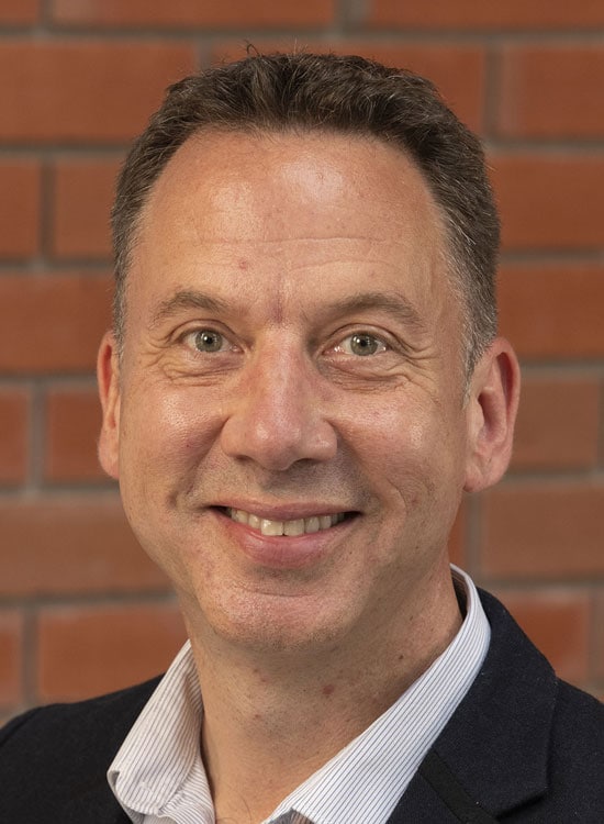 Clinical Advances in Combatting COVID-19 With Antivirals for At-Risk ...