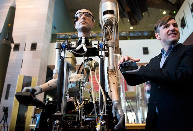 The Bionic Body: 10 Cutting-Edge Advances in Transplantation