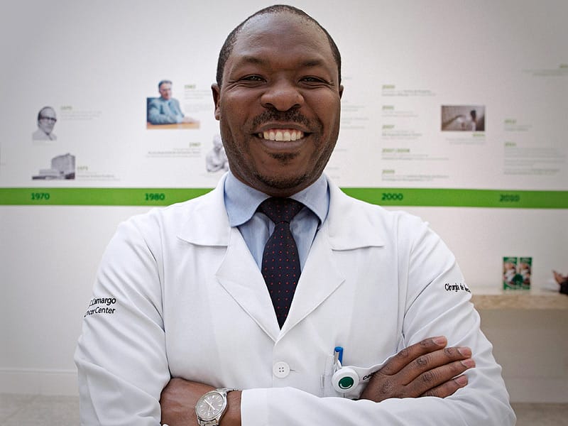 Hospitais brasileiros se unem para ensinar médicos de Moçambique a ...