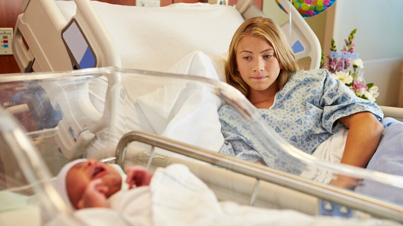 Estudo associa gestação na adolescência a maior risco de morte prematura