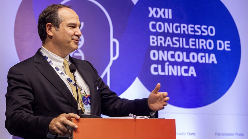 Uma entrevista com o novo presidente da SBOC, Dr. Paulo Hoff