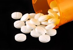 Ultram, Ultram ER (tramadol) dosing, indications, interactions, adverse ...