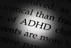 Strattera (atomoxetine) dosing, indications, interactions, adverse ...