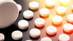 Librium (chlordiazepoxide) dosing, indications, interactions, adverse ...