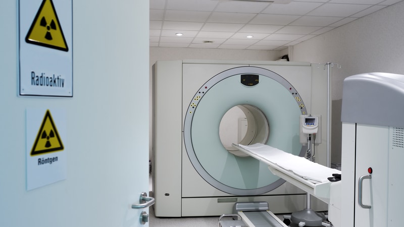 Carcinome thyroïdien différencié : la FDG-TEP-TDM face à une suspicion ...