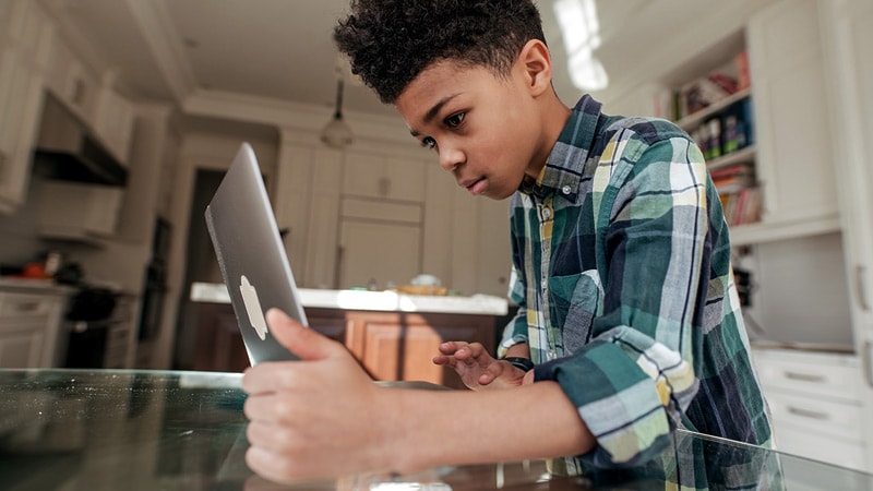 RCPCH Issues Child Screen Time Checklist