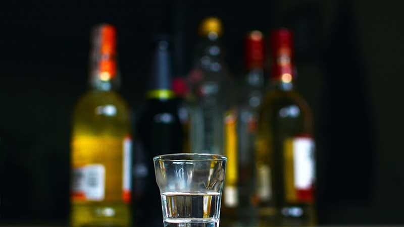 Metabolic Changes Prompt Alcohol Cravings in AUD, Obesity