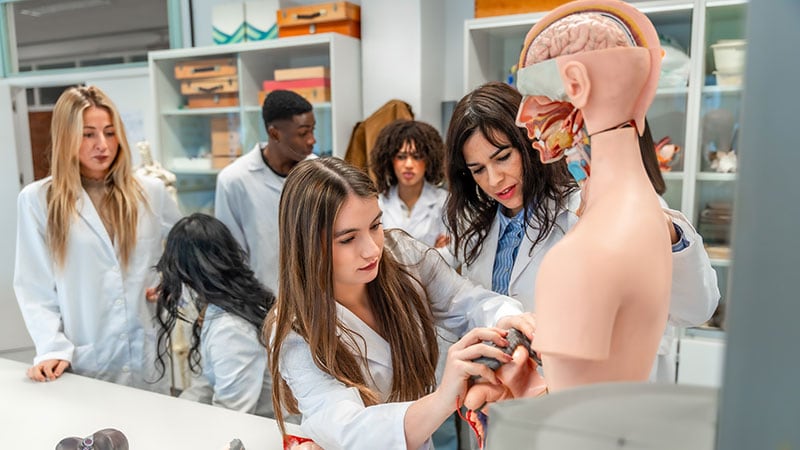 More Medical Schools Are Offering a 3-Year Path to Residency