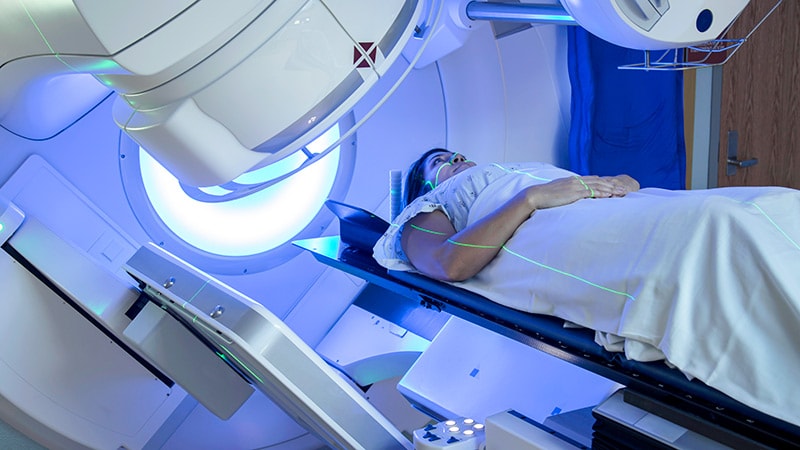 Radiation-Cancer Drug Combo Shows Low Adverse Events Risk