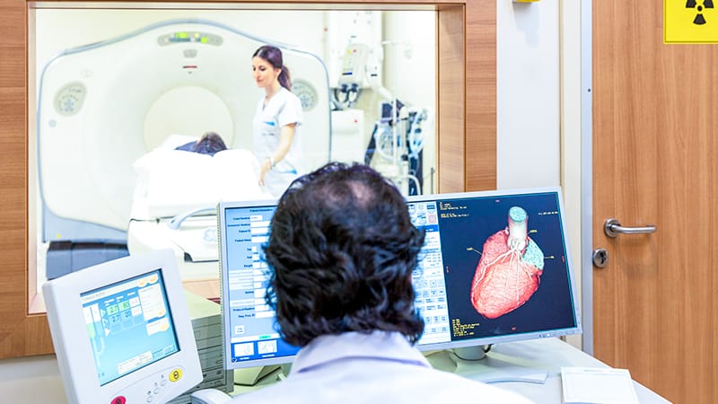 CMR Surpasses Echocardiography in Heart Failure Phenotyping