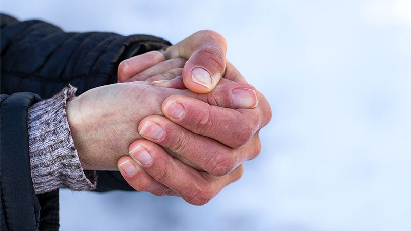 Wetter und Gelenkschmerzen: Die Wissenschaft hinter der alten Theorie