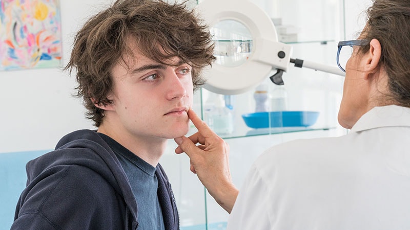 Fast Five Quiz: Severe Atopic Dermatitis in Adolescents